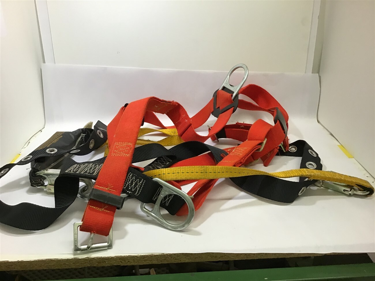 Safewaze T6111/6Ftaf Fall Arrest Indicator | eBay