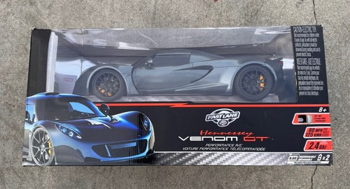 Fast Lane 1:8 Scale Toys R Us Hennessy Venom GT Sports Car RC Vehicle ...