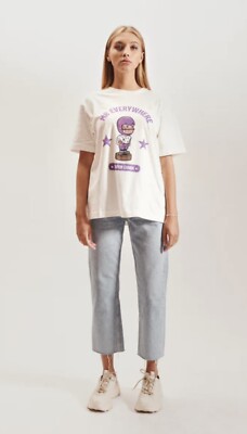 Level Up Wear Resident Evil Village Mr Everywhere Shirt L Official ...