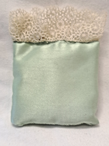 ANTIQUE VICTORIAN SEAFOAM LINEN & LACE HAND TALCUM POWDER BAG | eBay