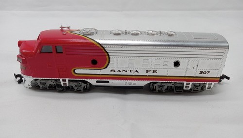 HO SCALE BACHMANN SANTA FE DIESEL #307 Diesel Locomotive | eBay