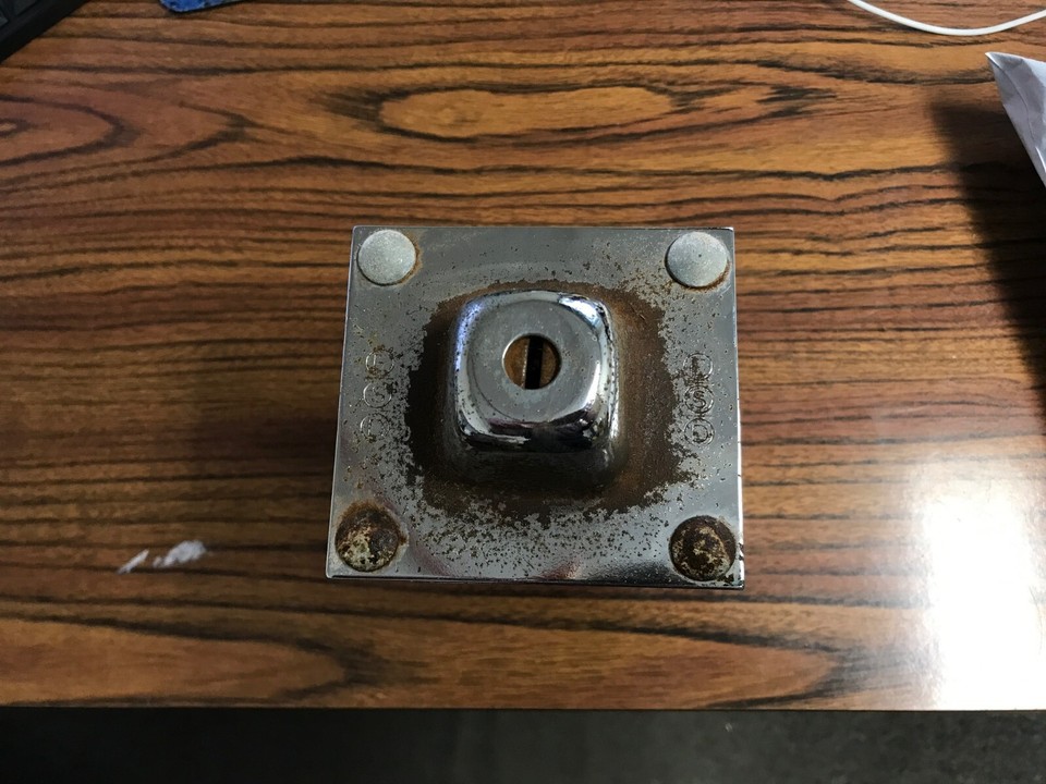 ESD Coin box vault C-22072, same size as Greenwald UG800B, **NO KEY ...