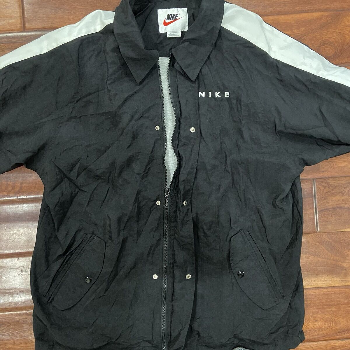 Vintage 90s Retro Nike Full Button Zip Windbreaker Size Vintage 90s Retro Nike Full Button Zip Windbreaker Size