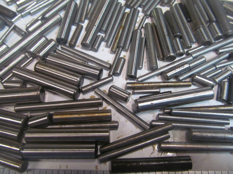 ASSORTMENT OF HARDEN ALLOY ST. DOWEL PINS, HEADLESS TAPER & STRAIGHT ...