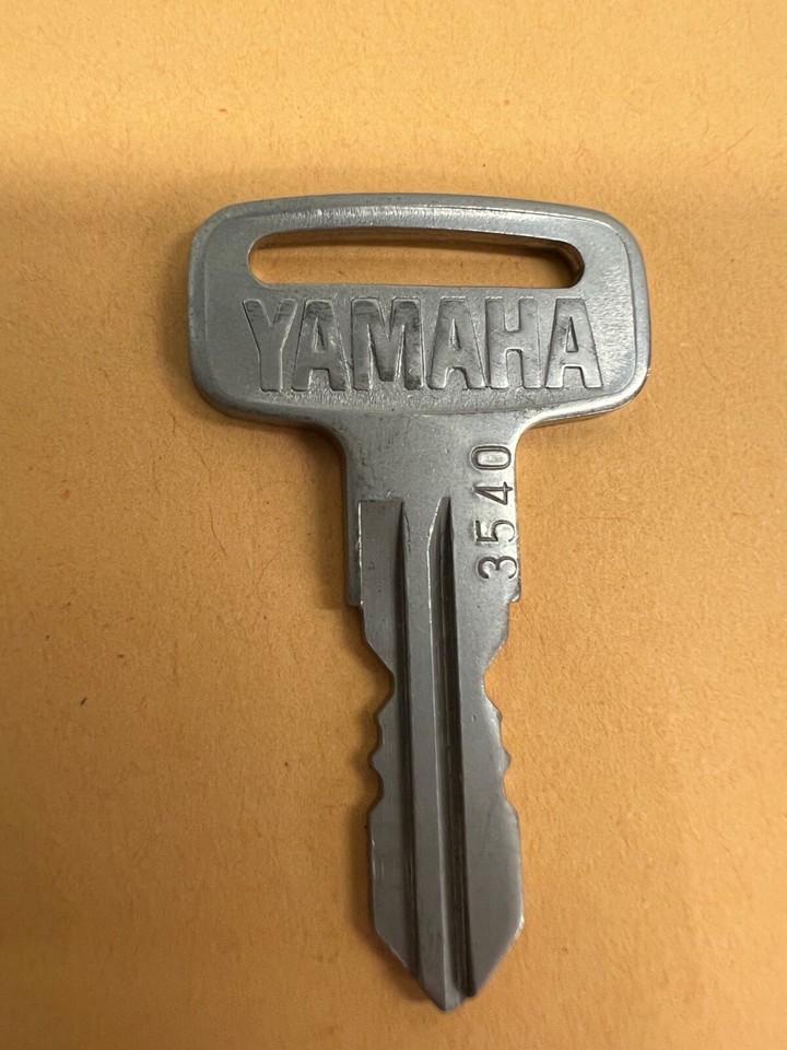 NOS YAMAHA MOTORCYCLE KEY GENUINE JAPAN ORIGINAL OEM PRE CUT # 3540 | eBay