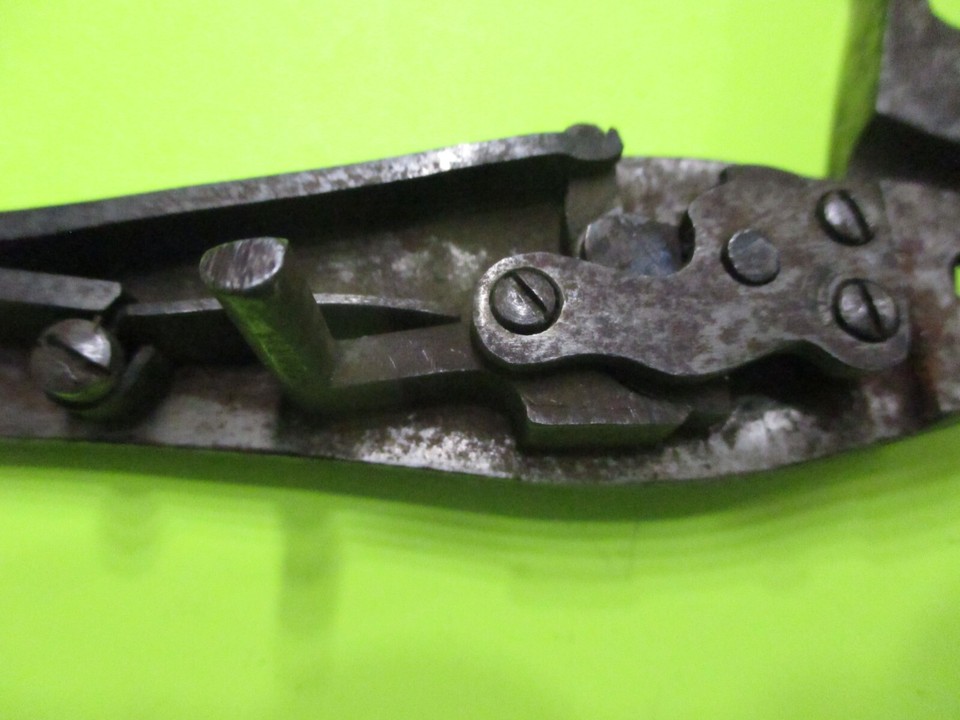VTG BLACK POWDER MUZZLELOADER RIFLE LOCK PLATE/TRIGGER ASSEMBLY USED AS ...