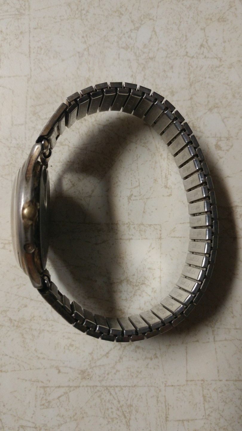 Vintage Timex M Cell Battery Quartz Water Resistant Watch w/Date & Time ...