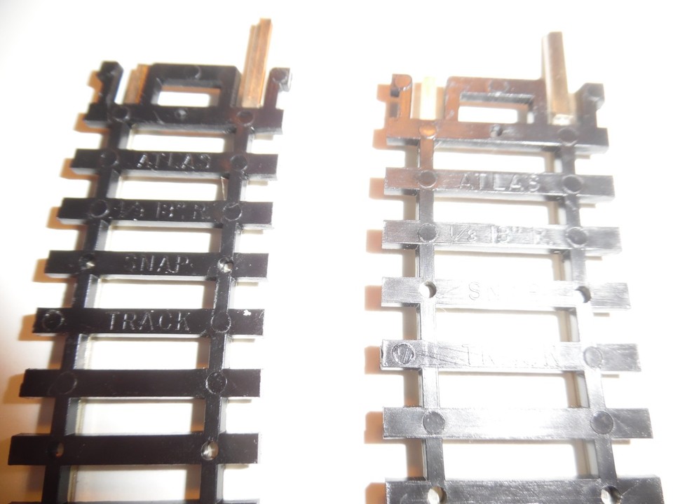 2 Atlas HO Scale Remote Control Snap Switches, Left & Right Hand Nickel ...