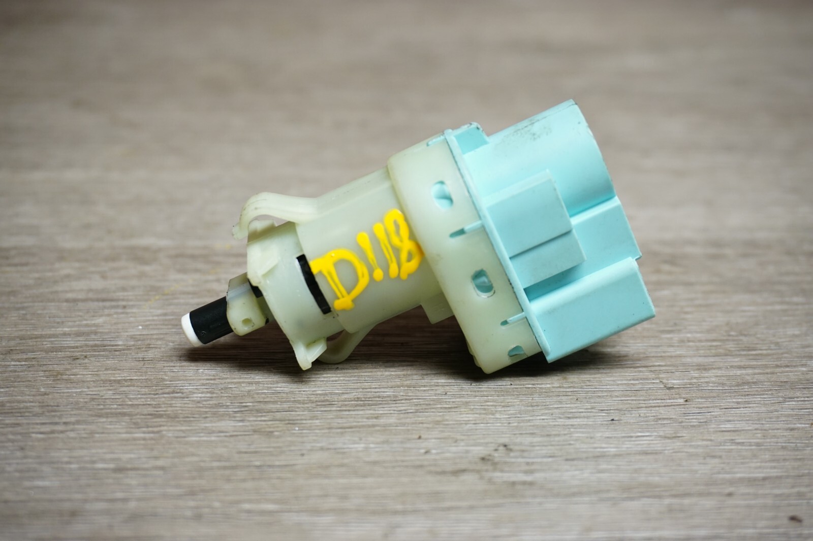 A177 Ford Brake Pedal Switch Button 258t7c834aa U3NFA for sale online ...