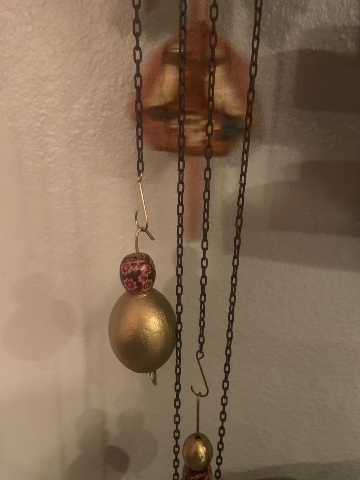 VINTAGE CUCKOO CLOCK BIRD ON PERCH, MOVING MAN CUCKOO WATCHER ...