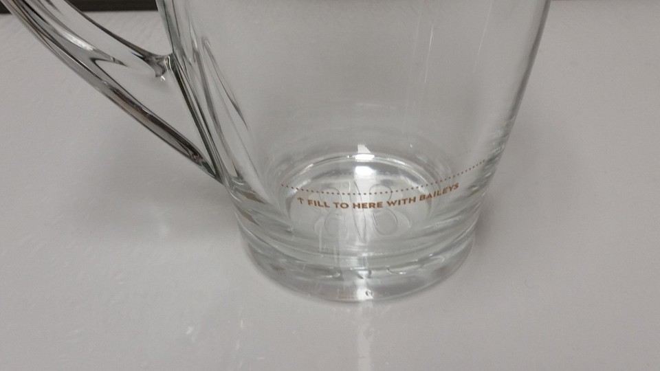 BAILEYS Irish Cream Liqueur Glass Coffee Mug/Cup - Gold Logo | eBay