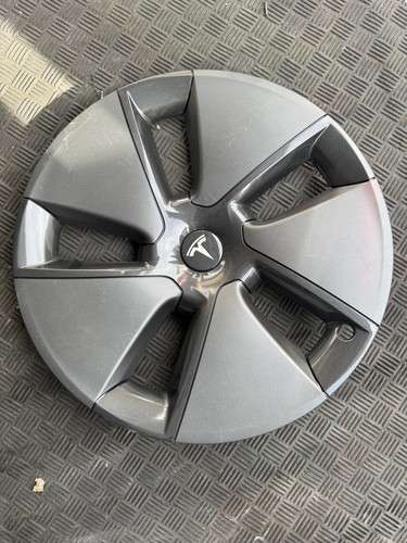 SET OF 4 TESLA MODEL 3 HUBCAPS 18” 2017-2023 OEM (BRAND NEW) | eBay
