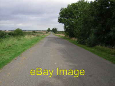 Photo 6x4 Ermine Street Hackthorn/SK9982 The line of Ermine Street ...