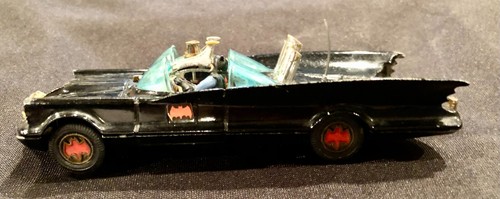 CORGI BATMAN BATMOBILE EARLY ISSUE RED BAT WHEELS W/ WORKING BLADE ...