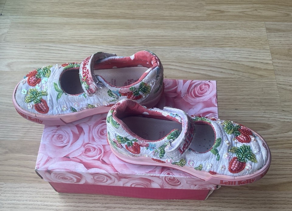 Girls Beautiful Lelli Kelly Mary Jane Shoes Size Uk6.5 /24 | eBay UK