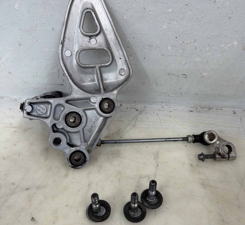 1999-2007 Suzuki Hayabusa Gsx1300 Polished Left Rearset Rear Set Foot ...