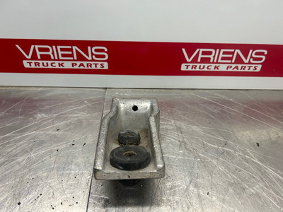 KENWORTH BRACKET-HOOD HINGE K277-293R | eBay