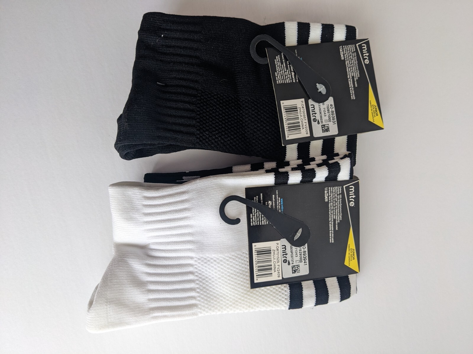 NEW Soccer Socks Mitre Black & White shoe Size 9-2 Junior 2 Pairs nylon ...
