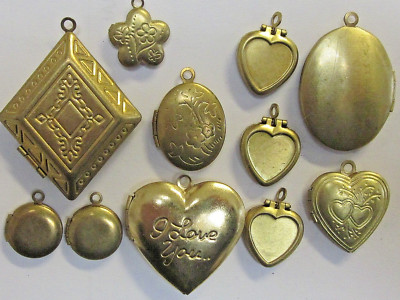 11 VTG MODERN LOCKETS HUGE LOT BRASS FINDINGS FLOWER HEARTS NOS ...