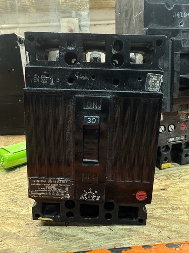 General Electric TEC36030 3 Pole Circuit Breaker | eBay