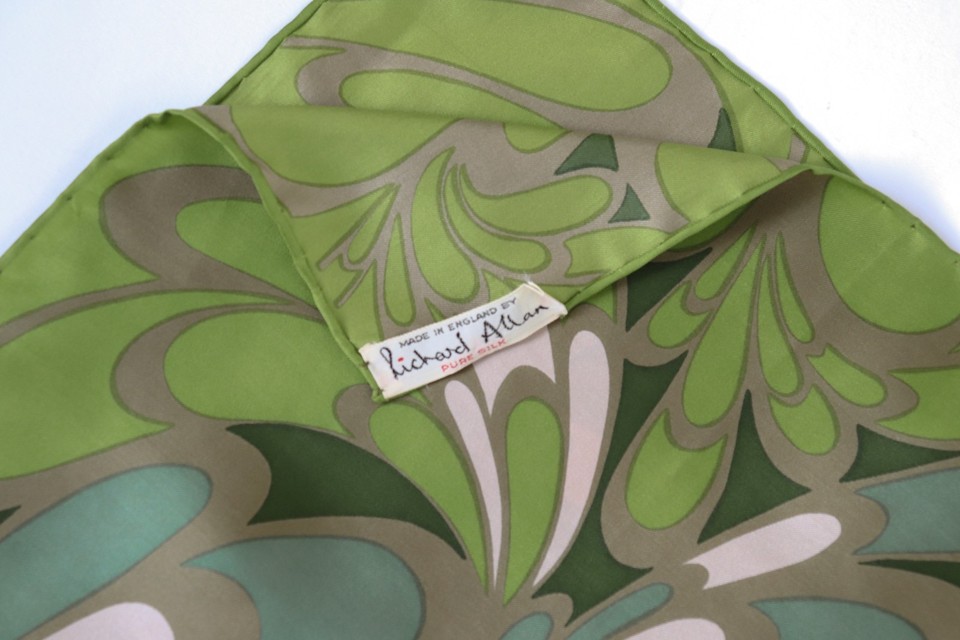 Richard Allan Vintage Silk Scarf - 1970s Green Psychedelic - M | eBay ...