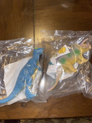 DINOSAUR TOYS Checkers drive in 1999 fast food kids meal toys dino ...