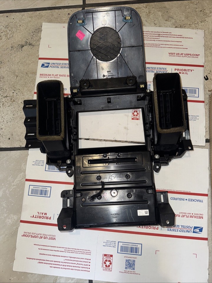 2014 - 2019 Ford Taurus Radio Face Climate Contr Panel DG1T-18A802-EM ...