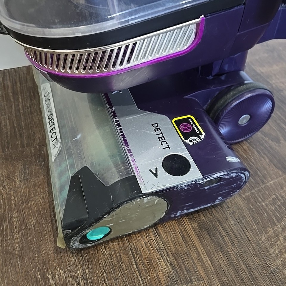 Shark AZ4002 PowerDetect Upright Vacuum Self Cleaning Brushroll ...