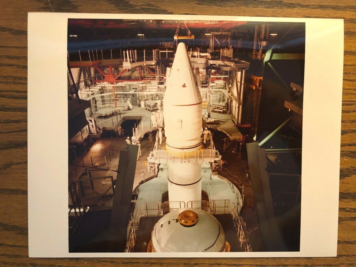 Stacking Space Shuttle Srb
