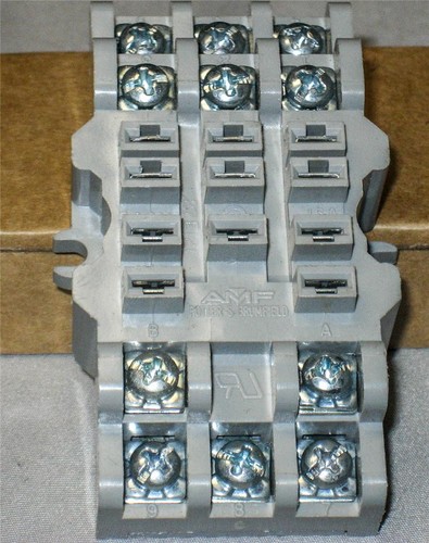 (4) 27E121 11 Position Relay Socket 15A 300V - (Multiple Manufacturers ...