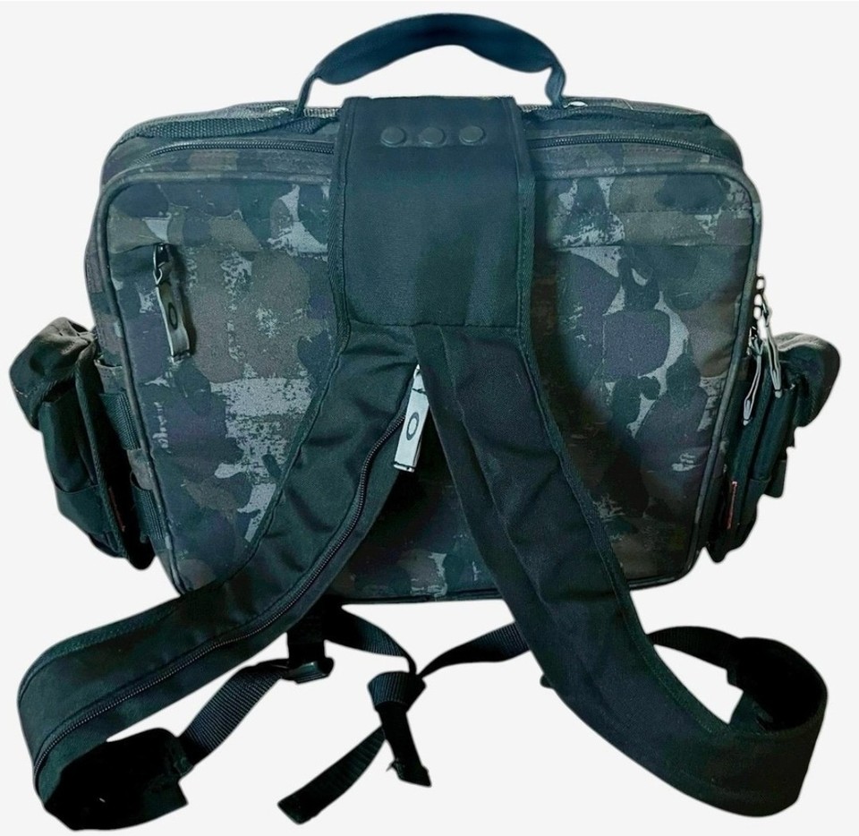OAKLEY AP TACTICAL FIELD GEAR LAPTOP BAG BLACK Camo Range Messenger ...