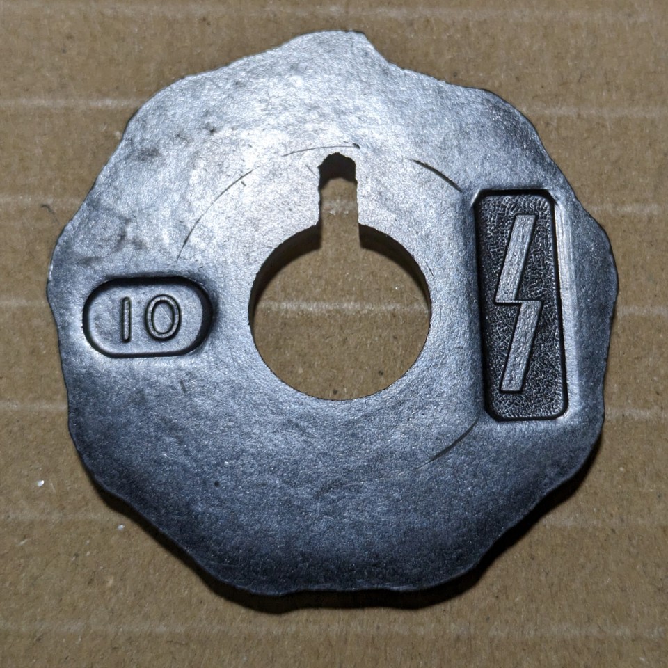 Vintage SINGER Flat Cams, Fashion Decorative Discs, Zig-Zag for Several ...