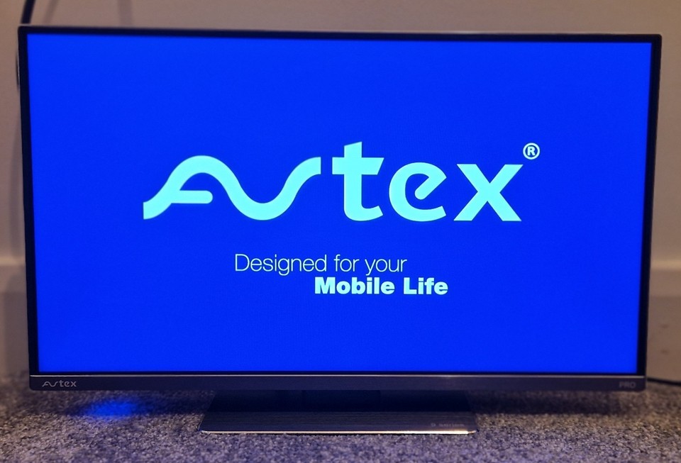 AVTEX 19.5" TV, HD WITH DVD. Model: L199DRS-PRO. Campervan, Caravan ...
