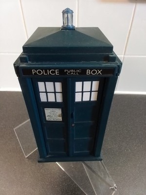 Dr Who Tardis plastic money box with light on top - CG D21 | eBay UK
