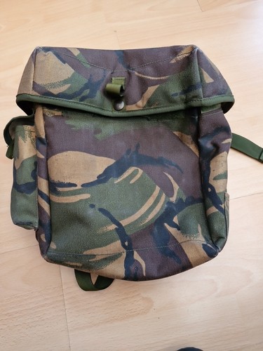 Genuine British Army Surplus DPM camouflage gas mask respirator bag ...