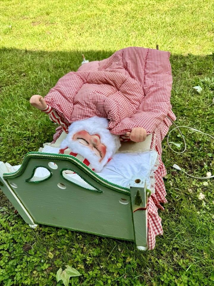 Vintage Hamberger Display Santa Claus Store Display Christmas ...