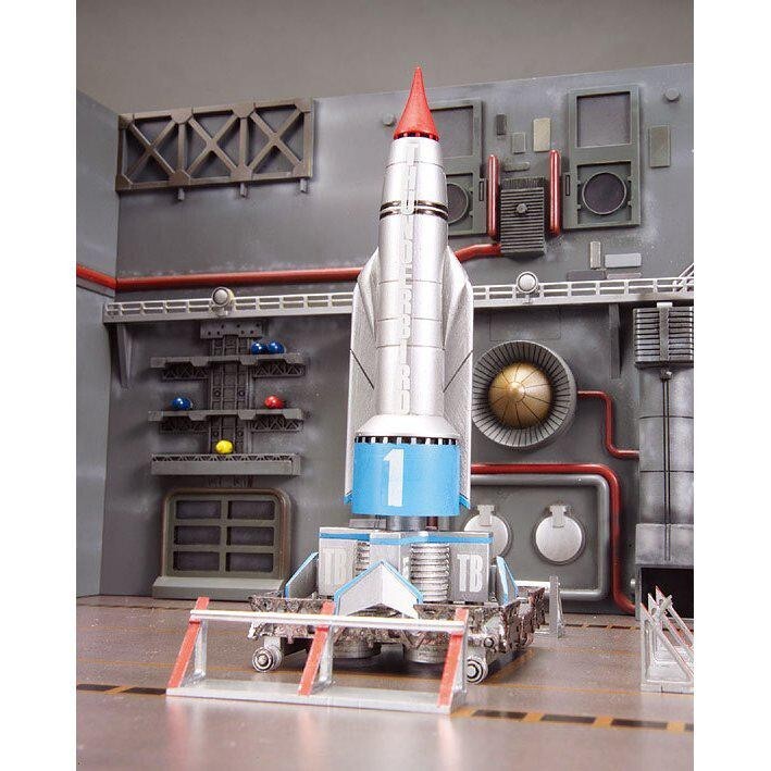 Aoshima Thunderbirds Series No.9 1/350 Thunderbird 1 & Launch Bay Model ...