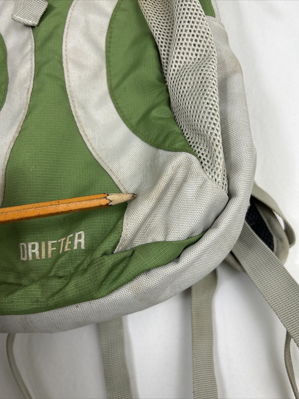 Kelty Drifter 2L Hydration Daypack Backpack Adjustable Straps Green; No ...