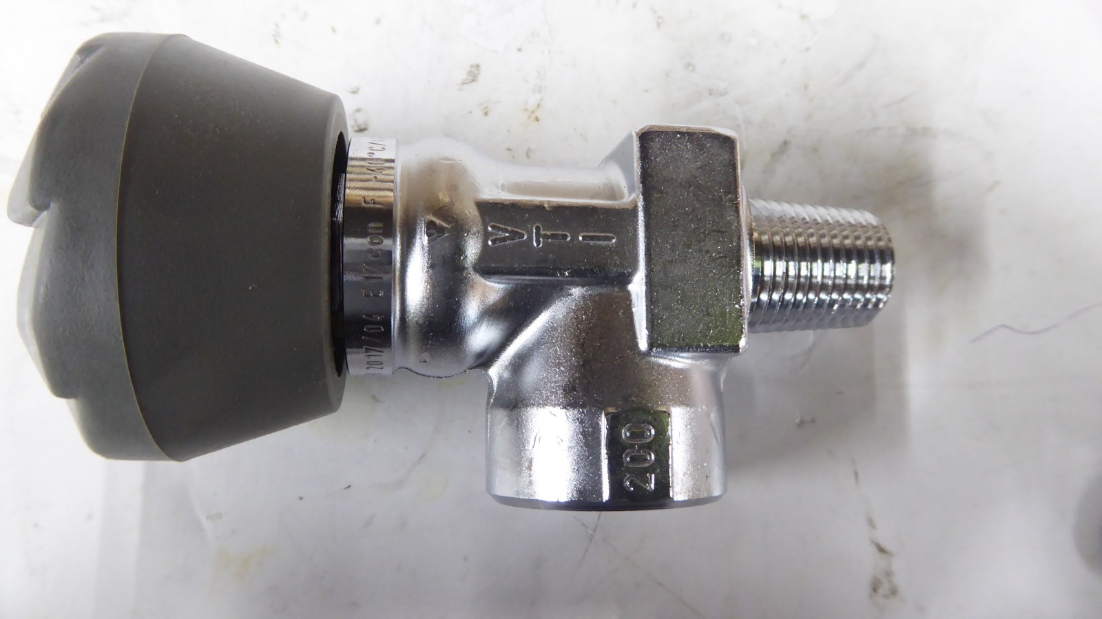 K44-42 VTI AIRcontrol Inline Standard Valve 200 Bar Gas cylinder valve ...