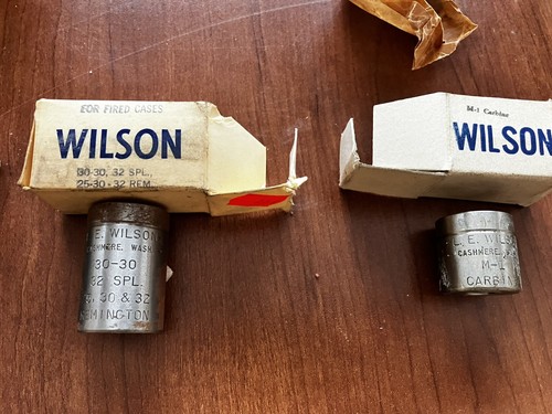 Set of 8 - L. E. Wilson Reloading Case Shell Holders - All Different | eBay
