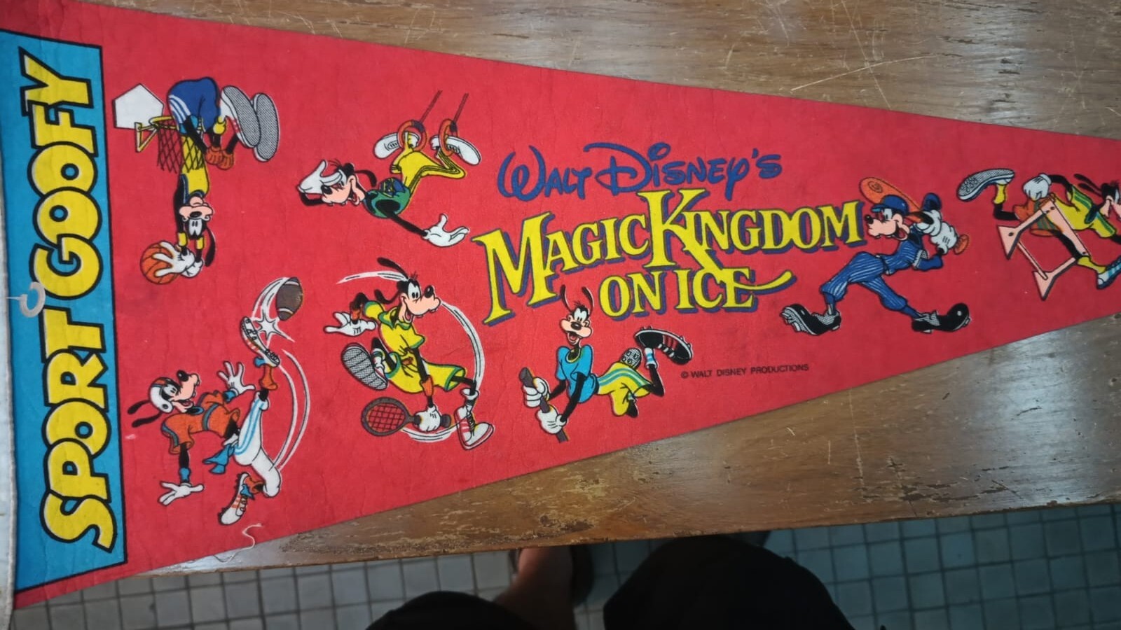 4 Vintage Amusement Park Pennants Disney World Disney Land | eBay