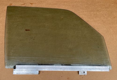 Mercedes w126 window glass pane RIGHT FRONT 300SD 560SEL 420SEL 500SEL ...
