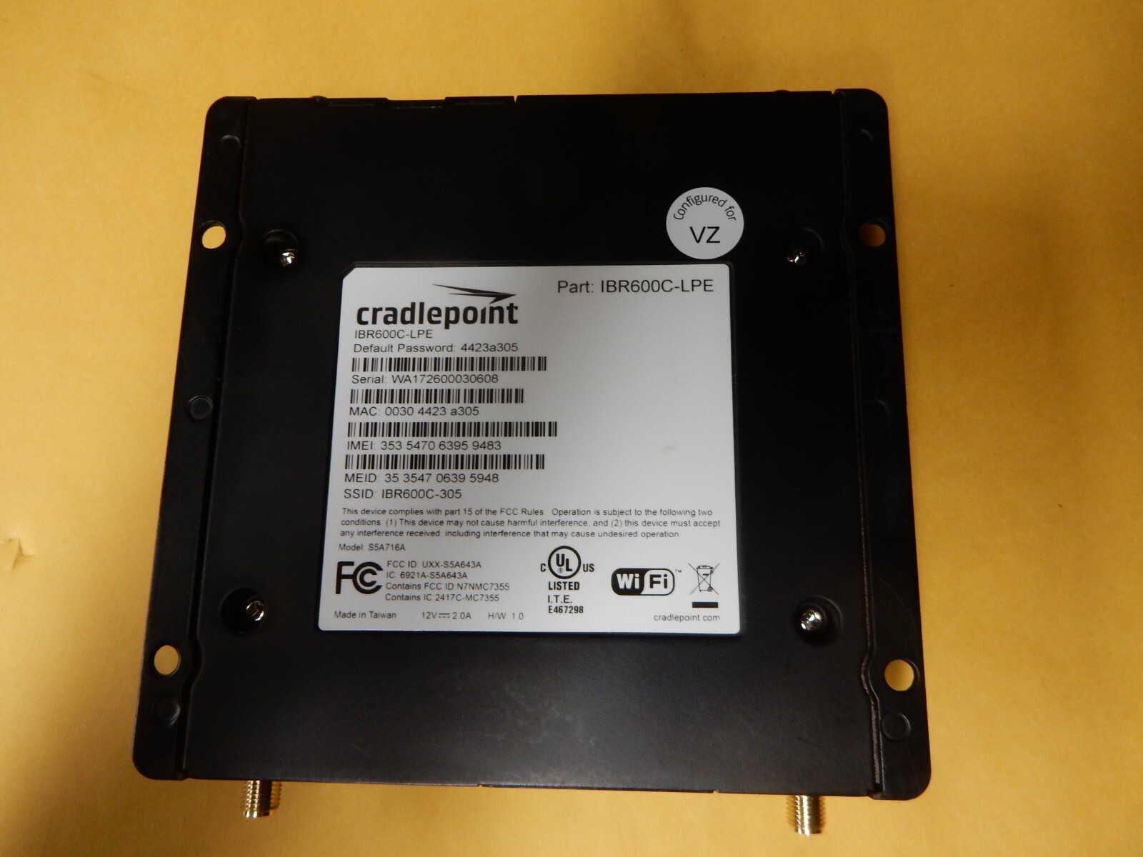 Cradlepoint LTE Router MultiCarrier Rugged IBR600C-150M-D Verizon ATT ...