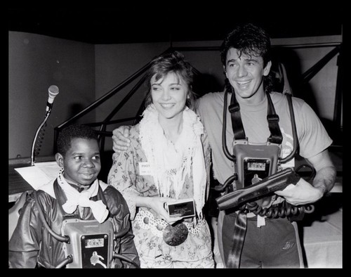 Lot of (3) 1980s GARY COLEMAN, ISABEL SANFORD & EMMA SAMMS Original ...