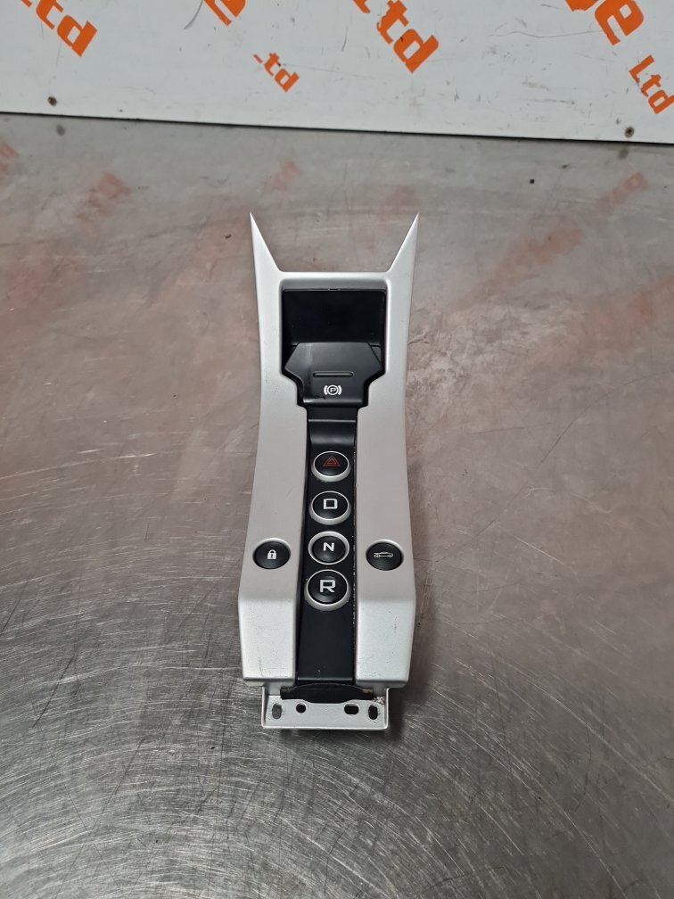 2011-2014 MCLAREN MP4-12C V8 GEAR SELECTOR SWITCH PACK 11M1242CP | eBay