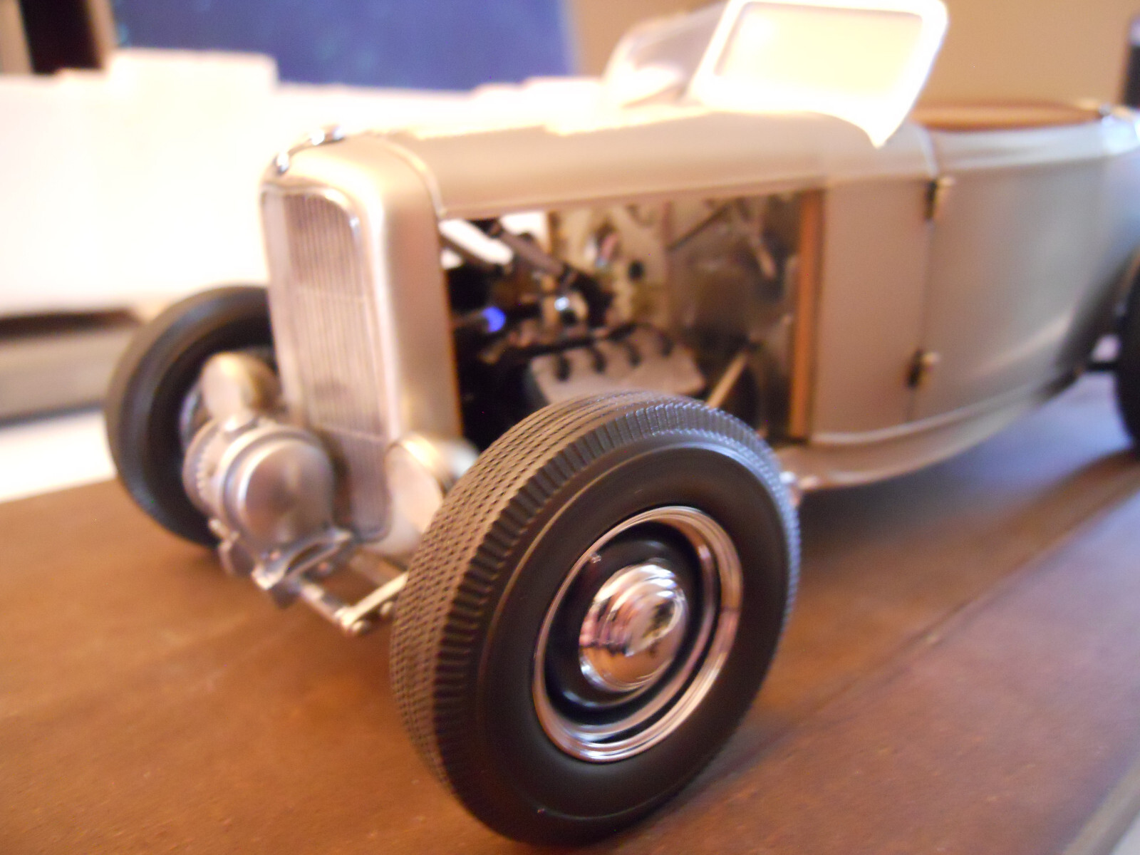 1932 Ford Model 18 Flathead V8 Deuce Coupe Diecast Model Scale 1:18 | eBay