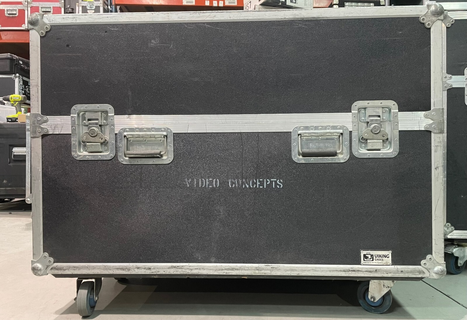 Anvil Style Road Case for 42” Monitor | eBay