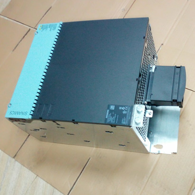 1PC Siemens 6SL3120-1TE31-3AA3 New In Box 6SL31201TE313AA3 Expedited ...