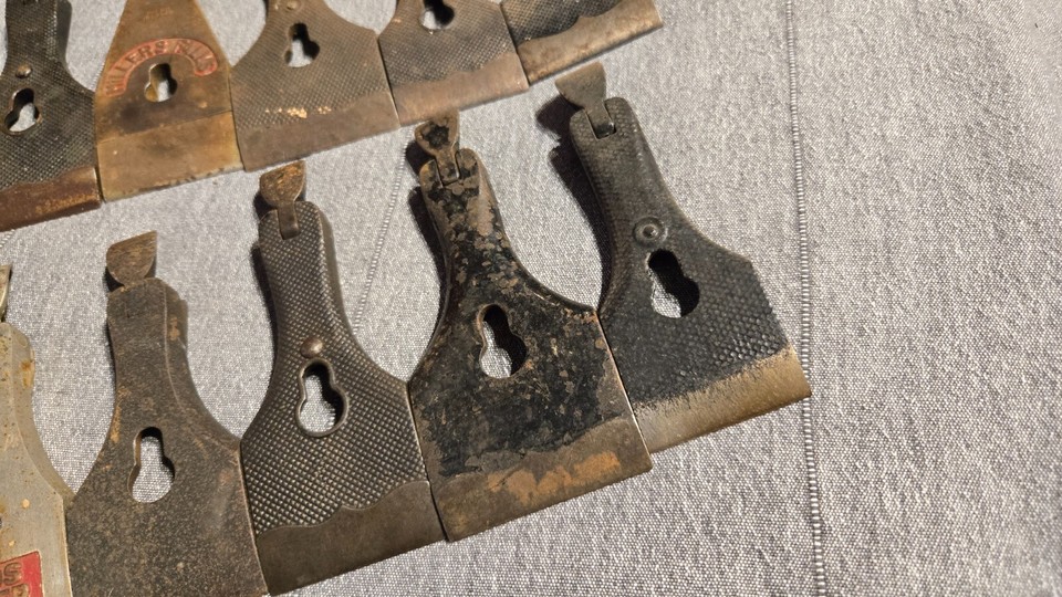Lot of 20 Vintage HAND PLANE LEVER CAPS - Stanley, Millers Falls, Etc ...