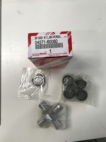 TOYOTA GENUINE SPIDER KIT FRONT PROPELLER SHAFT 04371-60060 LEXUS LX470 ...